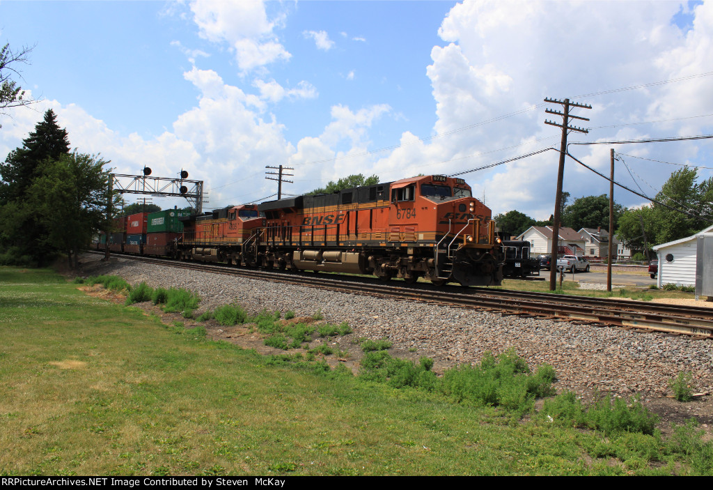 BNSF 6784